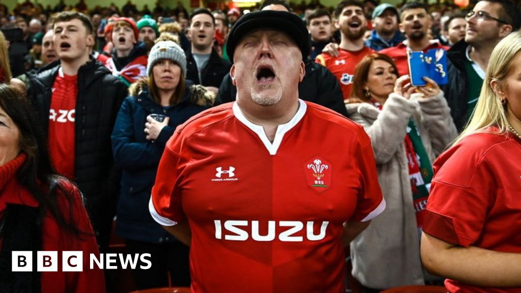 Wales v England: Cardiff business and fans relieved game is on - BBC News