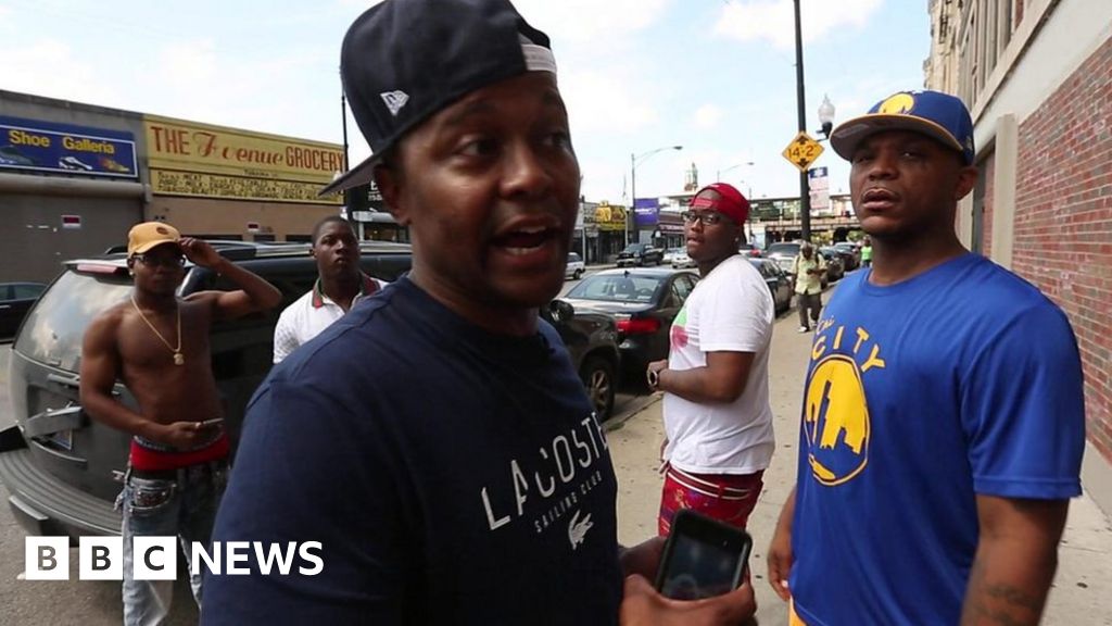Chicago killings: 'It's like crates of guns got dropped off' - BBC News
