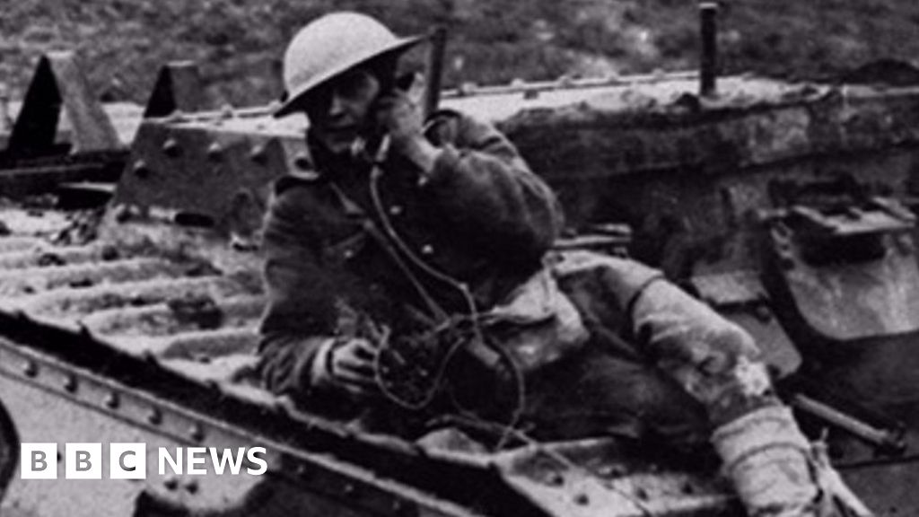 100 years of tanks - BBC News