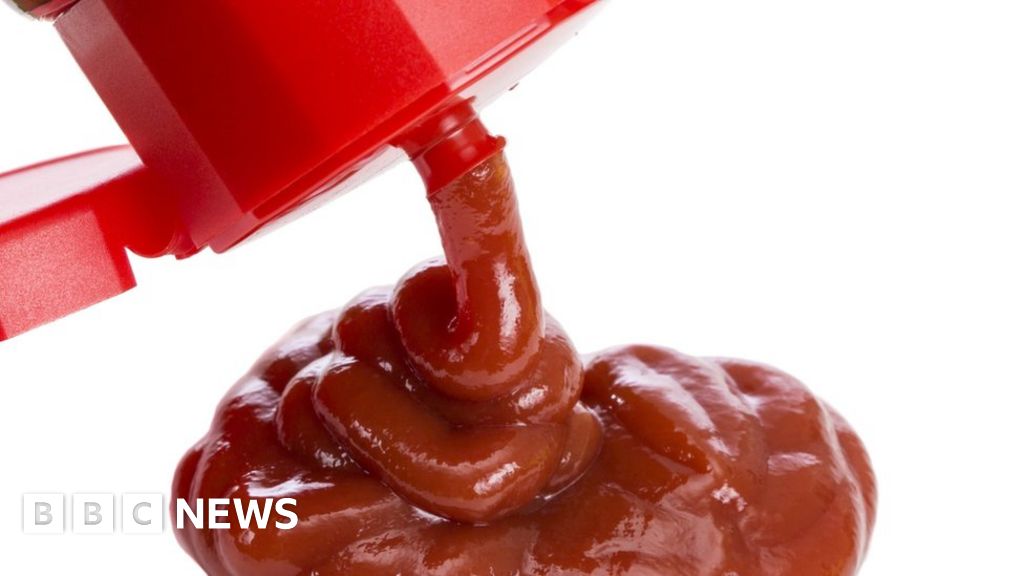 Slippery bottle solves ketchup problem - BBC News