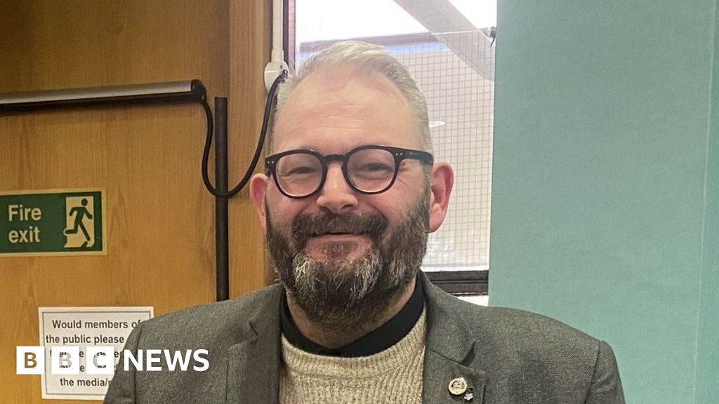 Hartlepool Council's new leader promises exciting times ahead - BBC News