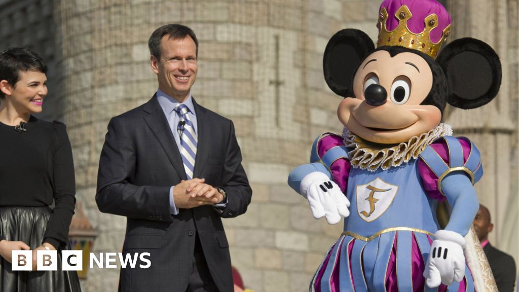 Disney's Tom Staggs steps down in surprise move - BBC News