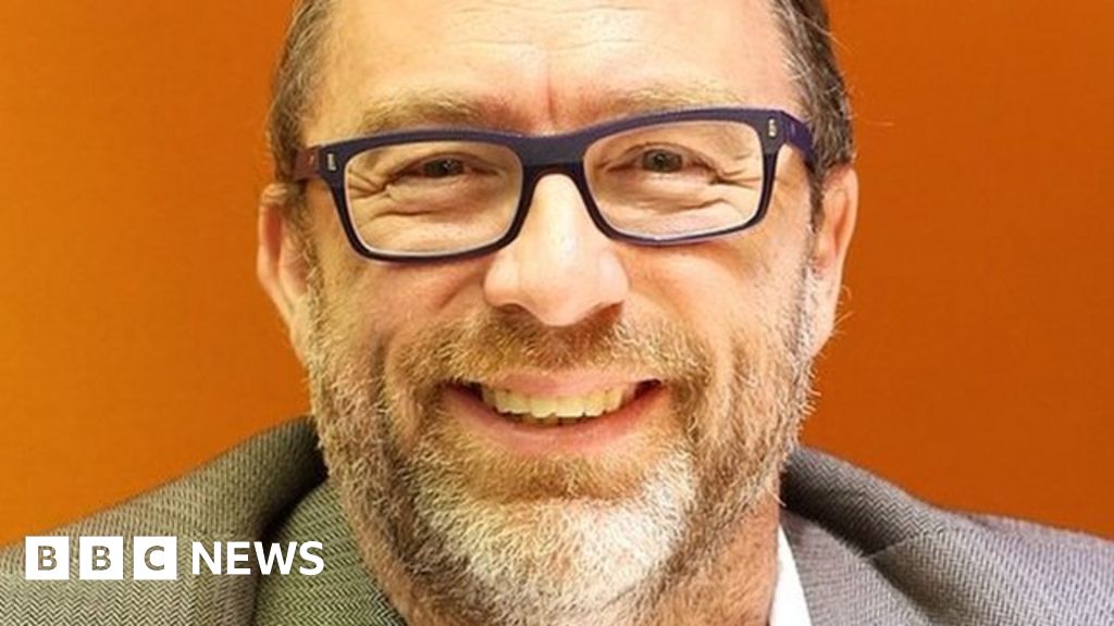 CEO Secrets: Five tips from tech titans - BBC News