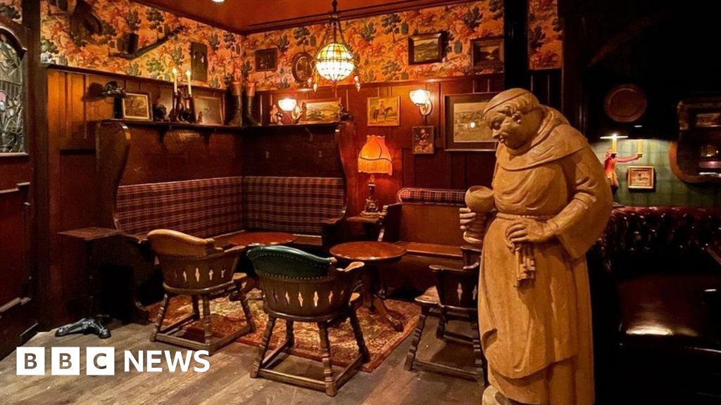 The old Scottish pub that found a new life in California - BBC News