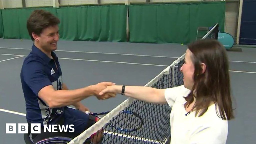 Wimbledon champion Gordon Reid's tennis masterclass - BBC News