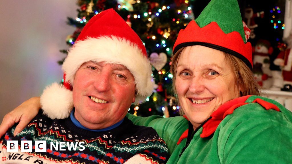 Why we spent £10k on Christmas decorations - BBC News