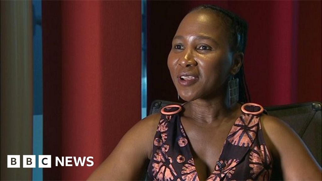 Mozambique's Mingas on the challenges local musicians face - BBC News