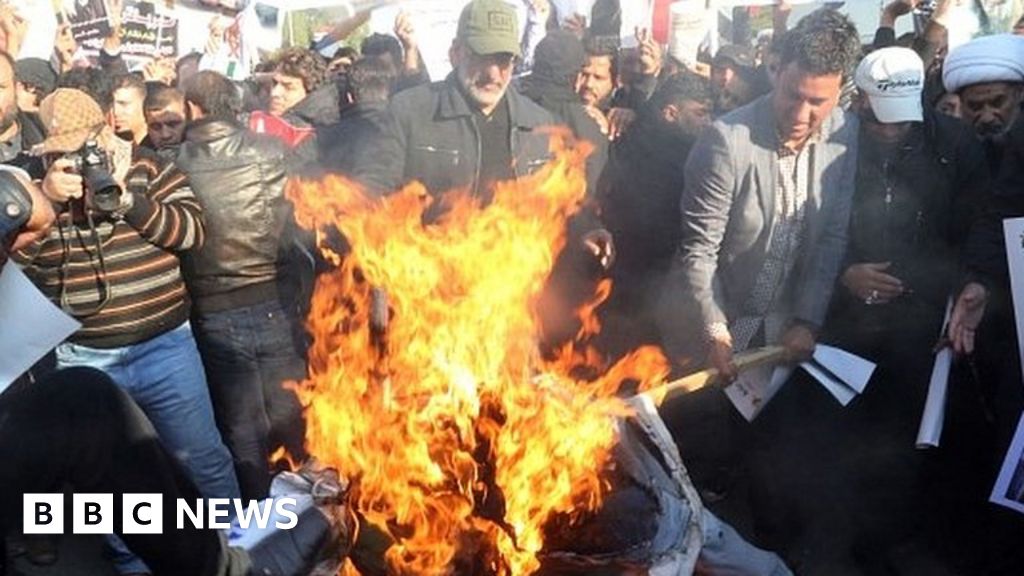 Saudi-Iran tensions sharpen Iraq's sectarian divide - BBC News