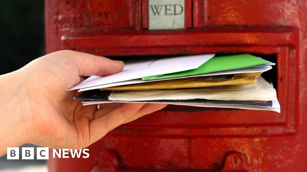 London postman blames Royal Mail delays on depot backlogs