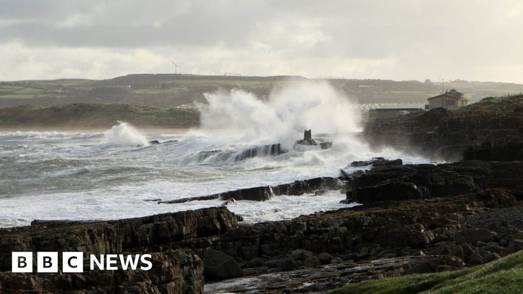 Heavy rain and strong winds affect Northern Ireland travel