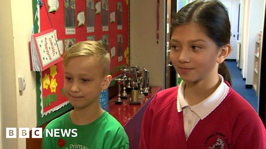 Lisvane primary school makes Welsh language fun to learn - BBC News
