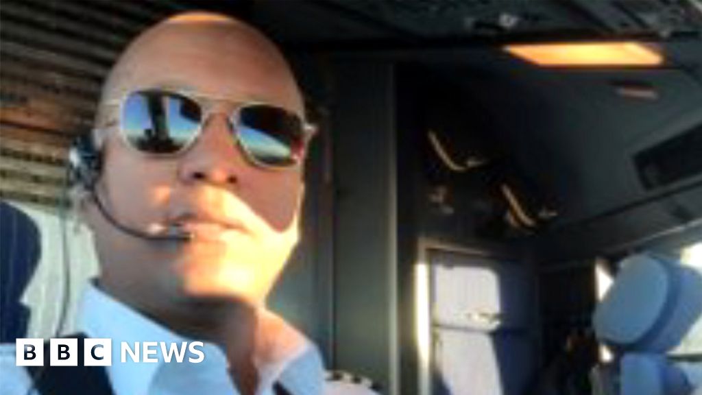 Airline pilot jailed for being drunk - BBC News