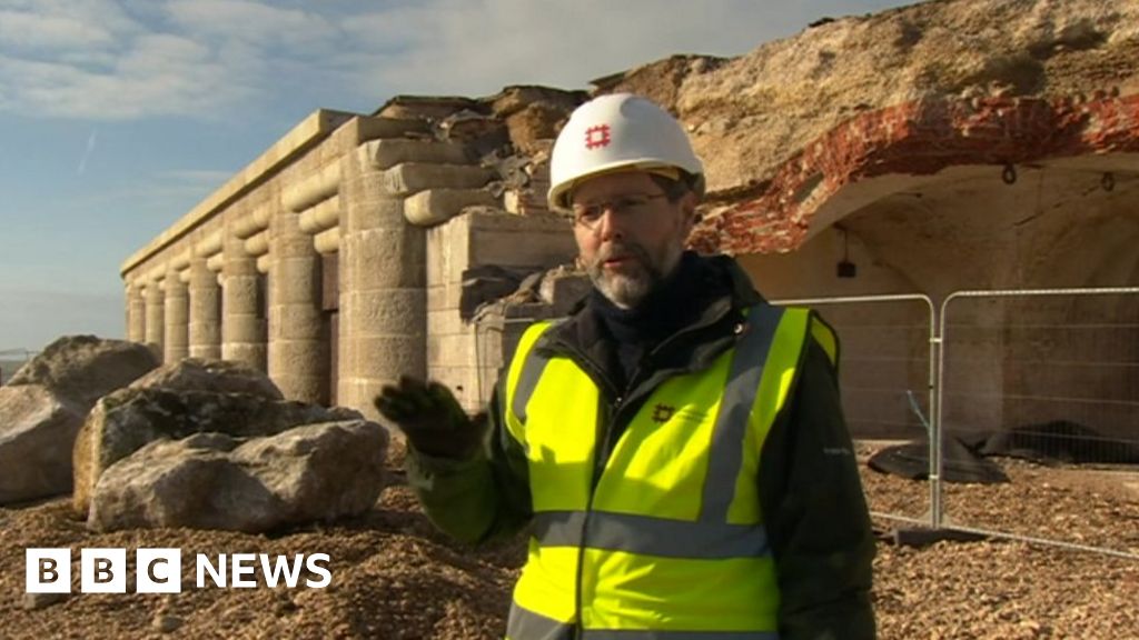Henry VIII's Hurst Castle stabilised after collapse - BBC News