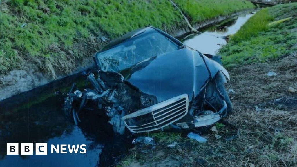 Wisbech man jailed for head-on crash that left car in ditch
