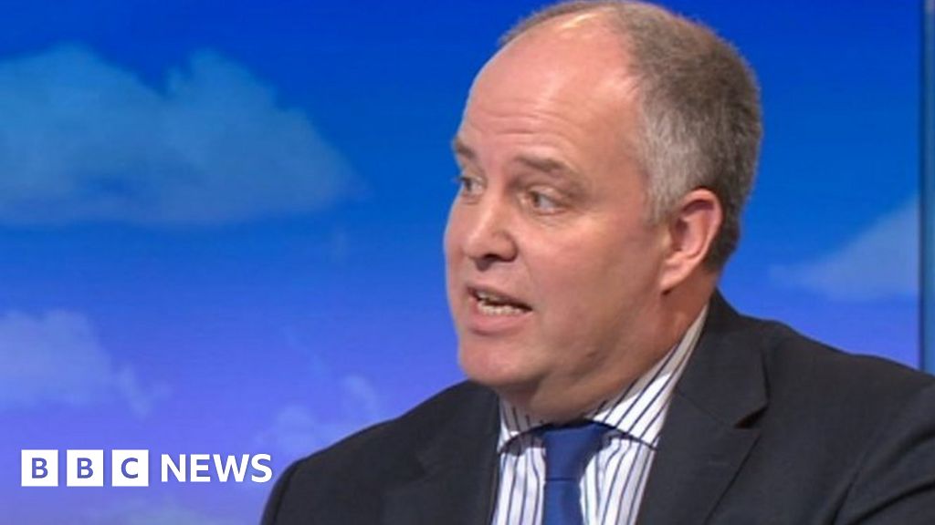 Say sorry for Brexit economy warnings, says Andrew RT Davies - BBC News