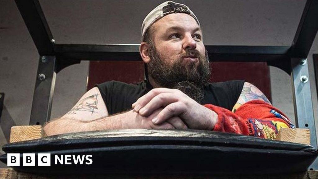 World Arm Wrestling Championships: Dean Bolt wins heavyweight title ...