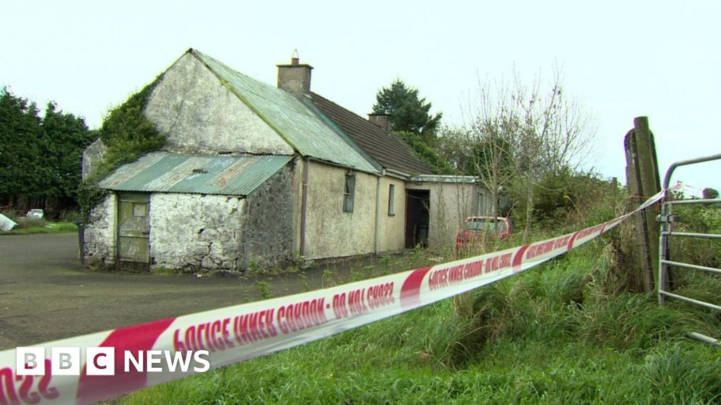 Man arrested after 'suspicious' death near Rasharkin - BBC News