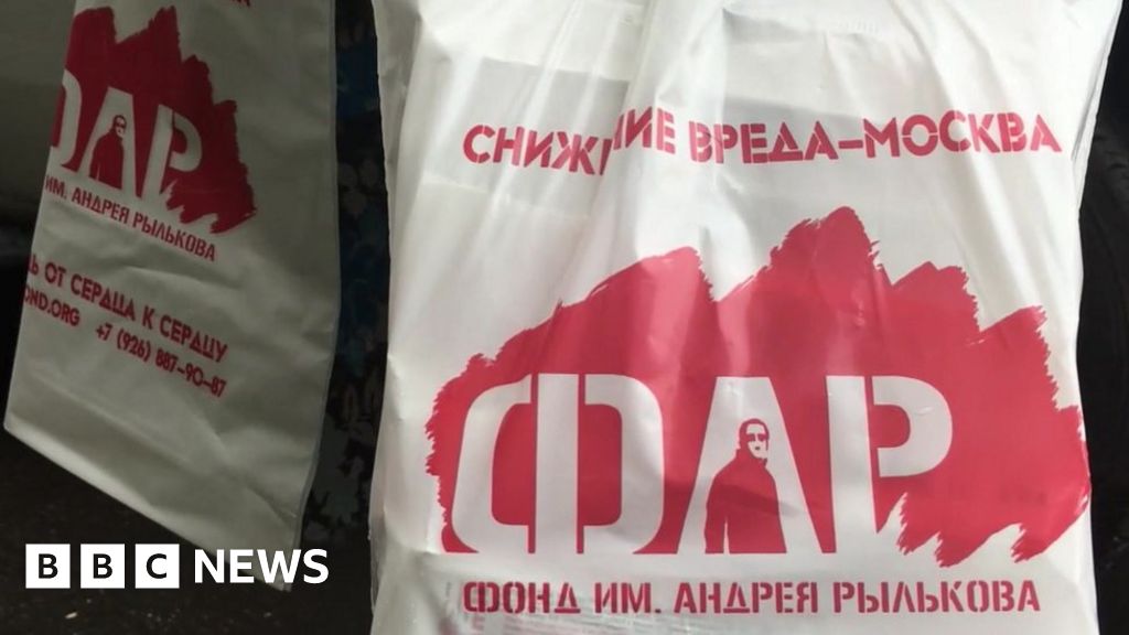 Russian HIV workers fear blacklisting - BBC News