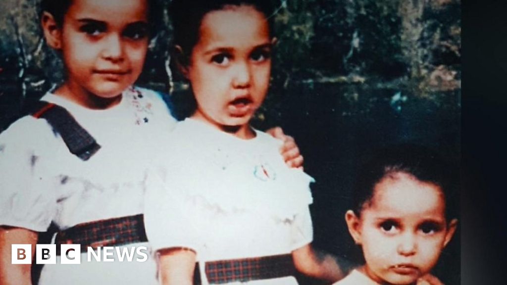 Cardiff mum: 'Bring back my abducted daughter' - BBC News