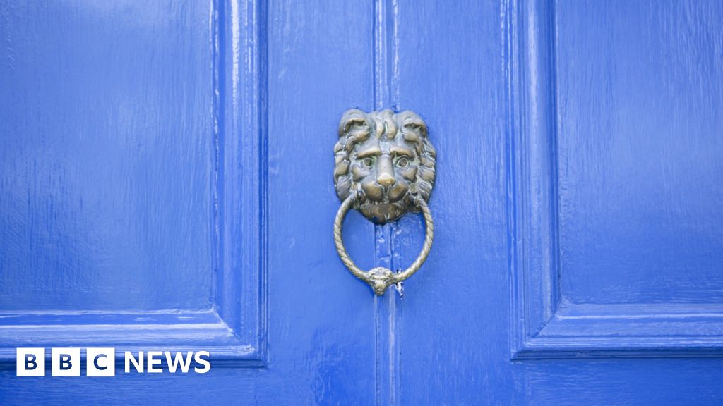 House Price Growth Rises To 9 7 Says Halifax BBC News house-price-growth-rises-to-9-7-says-halifax-bbc-news