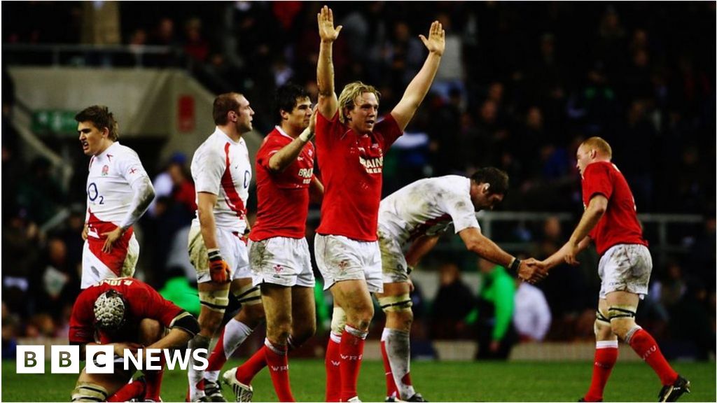 Concussion: Calls for rugby to 'follow NFL' on brain injury risk