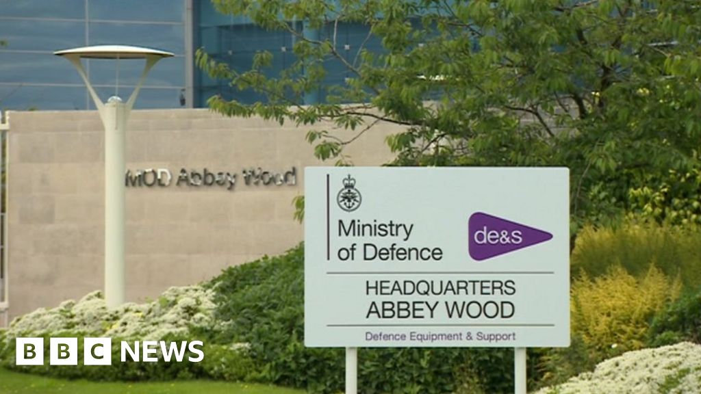 Filton Abbey Wood: MoD accused of 'wasting billions' - BBC News