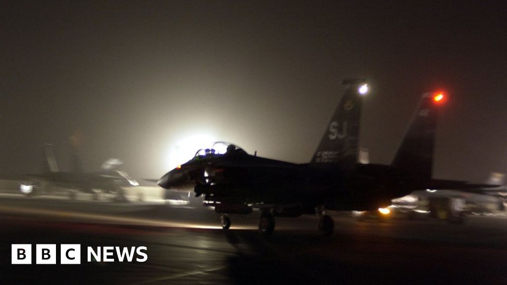US says it killed 11 al-Qaeda operatives in Syria air strikes - BBC News