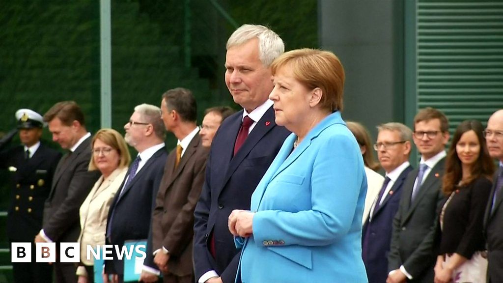 Angela Merkel seen shaking for a third time - BBC News