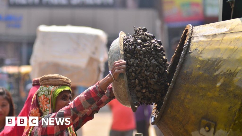 India budget 2019: The key announcements and what they mean - BBC News