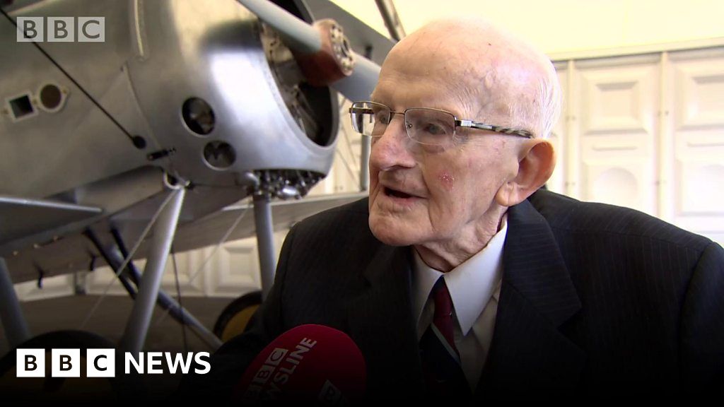'I loved it' - NI veteran on his years in the RAF - BBC News