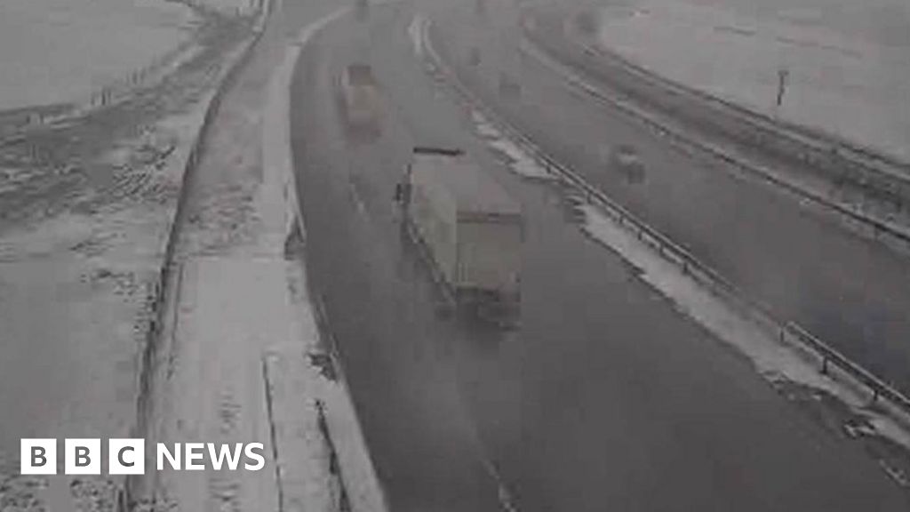 Snow causes multiple motorway crashes near Ecclefechan - BBC News