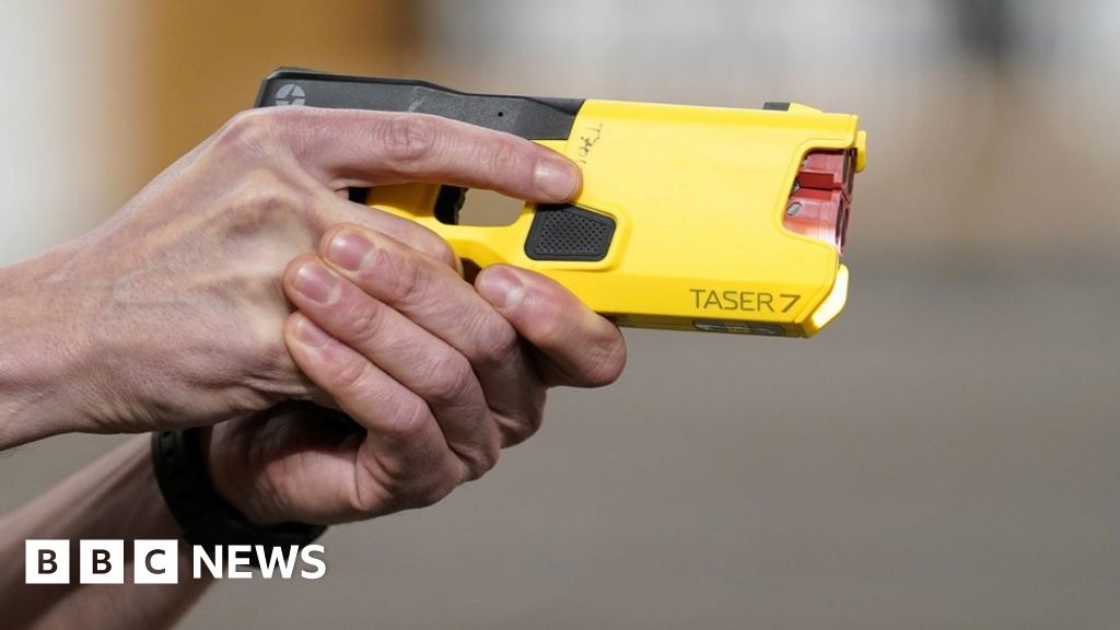 Met Police officer accused of Tasering girl faces misconduct hearing