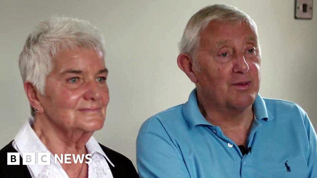 Jo Cox parents 'try to stay positive'
