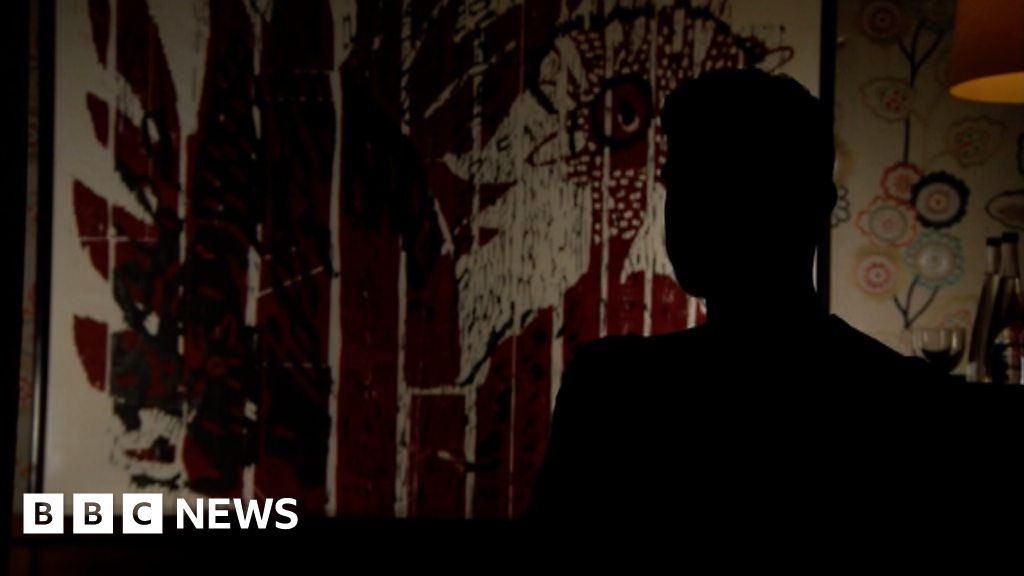 Daryll Rowe guilty of infecting men with HIV - BBC News