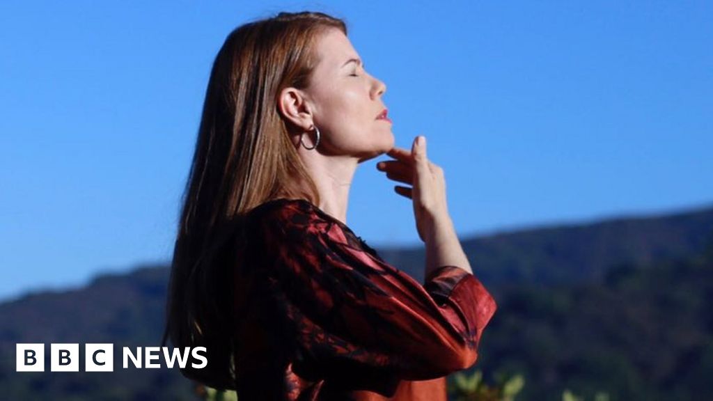 100 Women: Five things I learned as a woman in Silicon Valley - BBC News