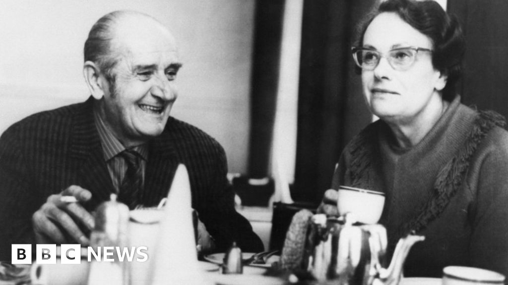 Mi5 Ignored Cold War Spy Tip Off Over Jealous Wife Fears Bbc News