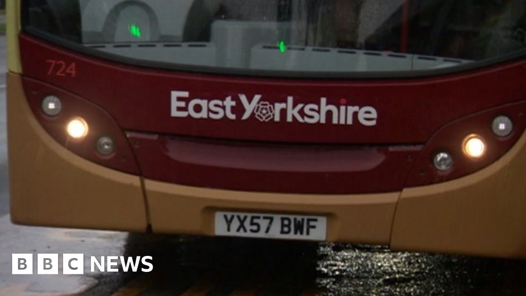 East Yorkshire driver shortage leads to reduced bus services - BBC News