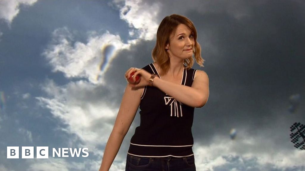 How The Weather Can Knock You For Six In The Cricket Season Bbc News