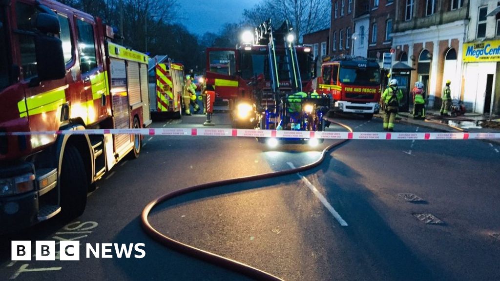 Aldershot high street shop wrecked in suspected arson attack - BBC News