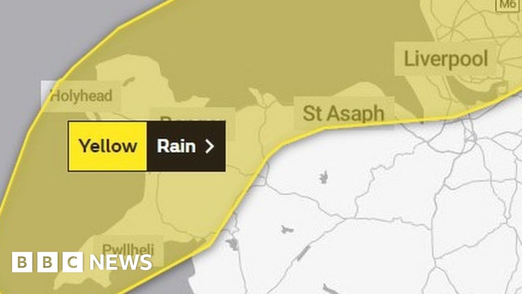Yellow weather warning for heavy rain in north Wales - BBC News