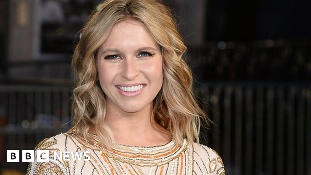 Ex-EastEnders star Brooke Kinsella heartbroken at brother's death 15 ...