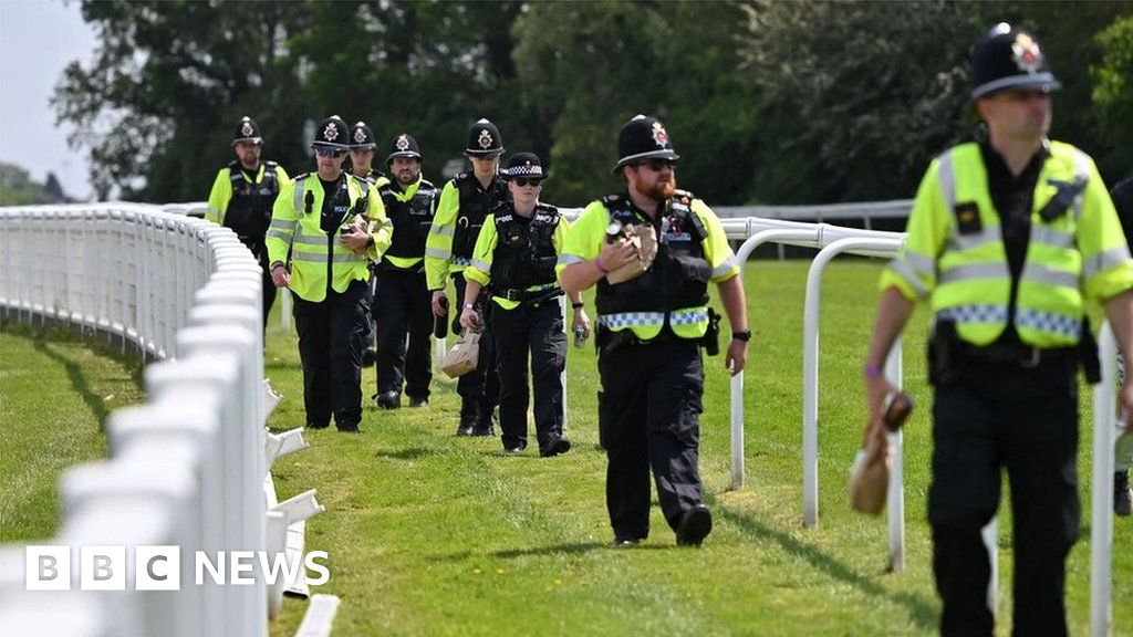 Surrey Police Response To Public Is Inadequate Inspectorate Says