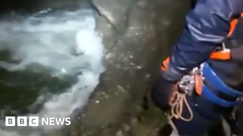 Spain cave rescue: Four Portuguese divers rescued after tunnels flood ...