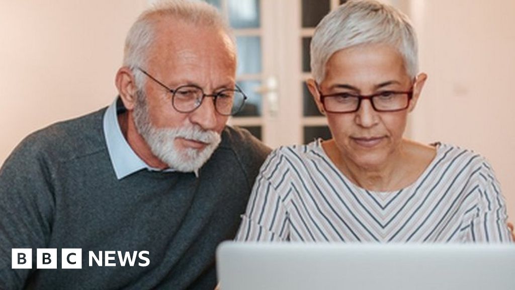 Court makes '£15bn pension ruling' - BBC News