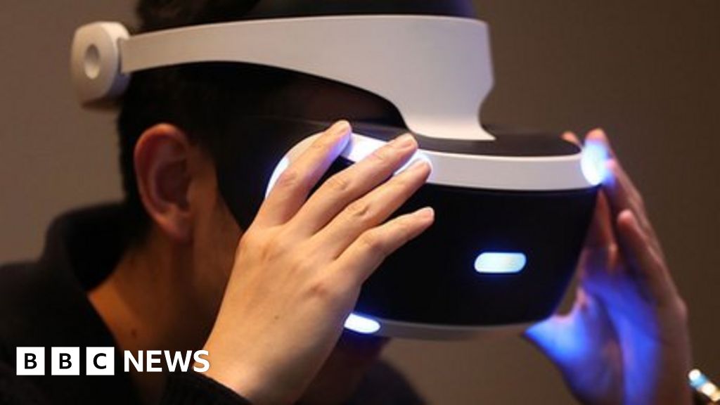 Game's PlayStation VR demo charges spark anger - BBC News