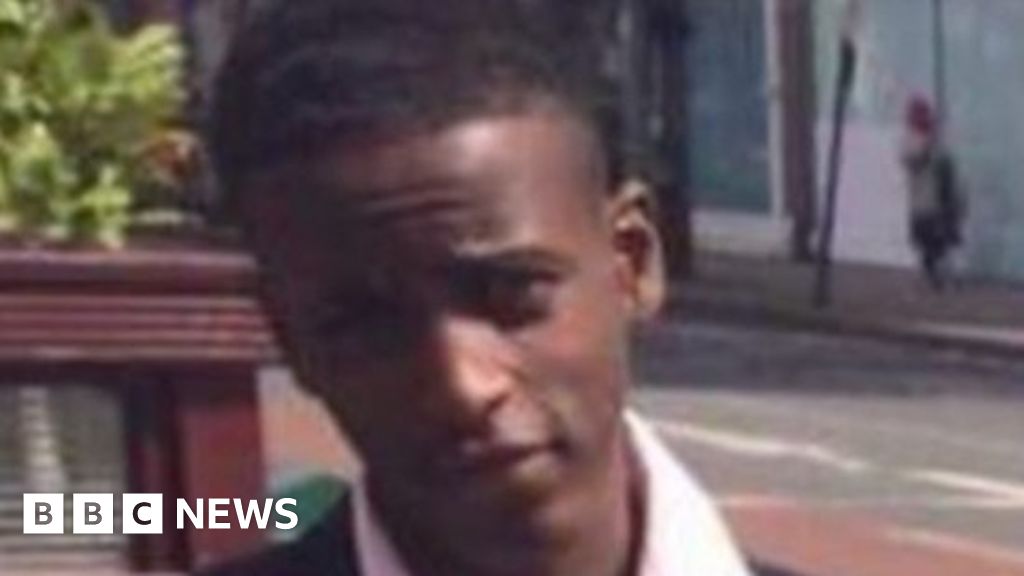 Northolt stabbing: Abdullahi Tarabi identified as victim - BBC News