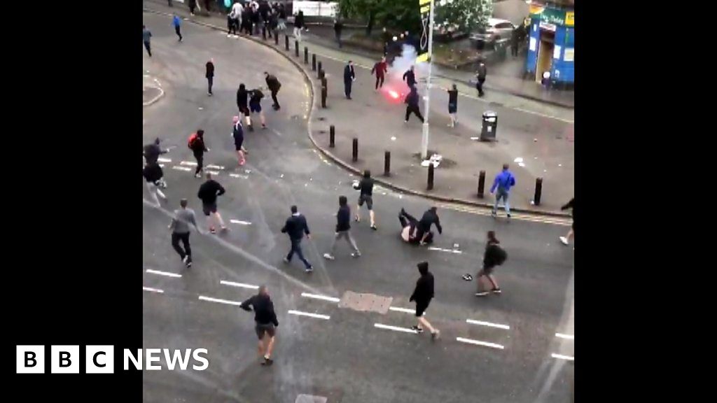 Violent clashes ahead of Rangers v Osijek game - BBC News