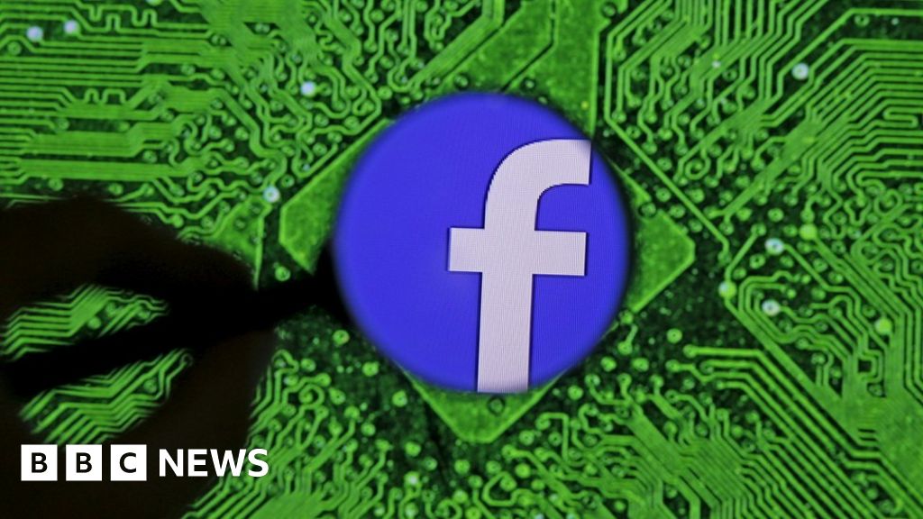 Facebook users report problems with Pages posts across the world - BBC News