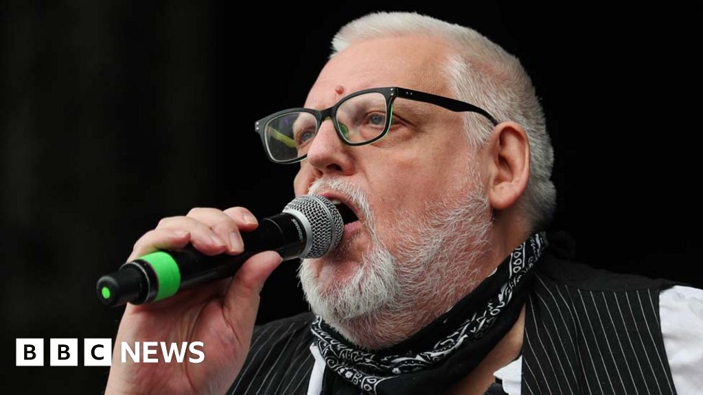 Shaun Doane: Sheffield singer loses £2k in phone scam