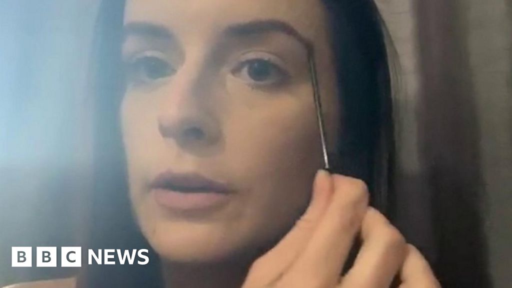 A DIY guide to perfect lockdown eyebrows